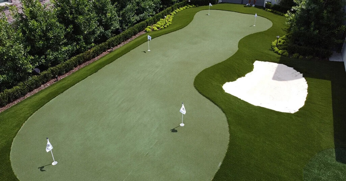 stunning golf area - FusionTurf